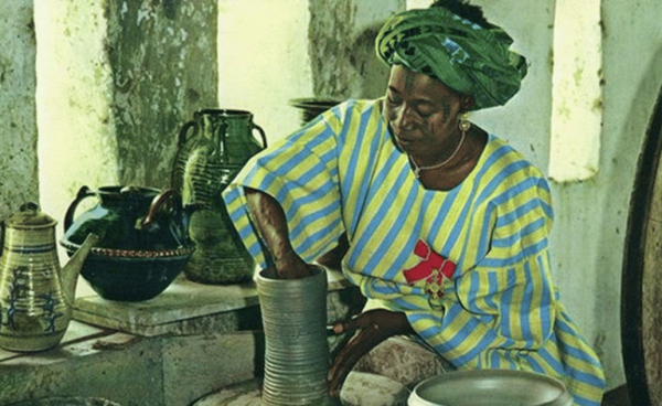 Ladi Kwali: Preserving Tradition and Shaping Identity through Pottery ...
